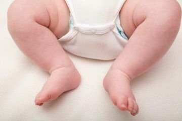 8 effective ways to help a windy baby