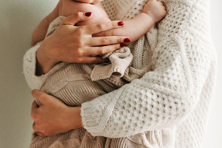 More mums to get free mental health checks after pregnancy