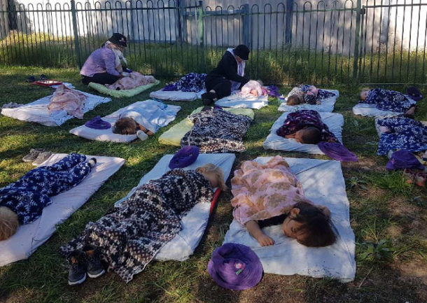 Childcare Centre Lets Kids Nap Outside in All Weather