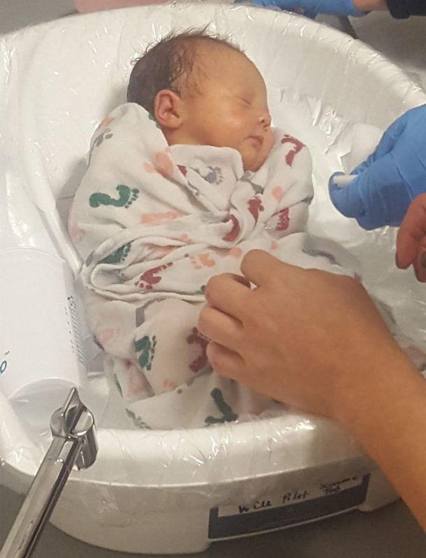 Swaddle Bathing: What You Need To Know