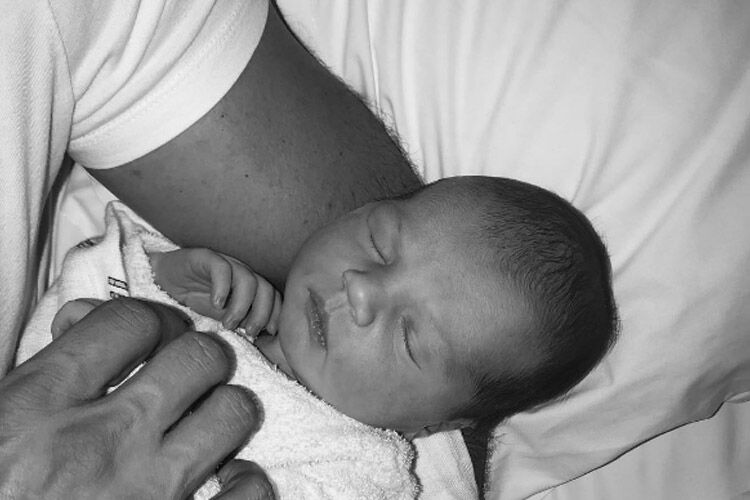 Snez & Sam Wood's pregnancy & baby journey