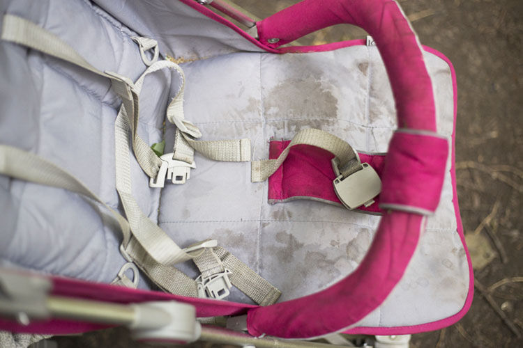 Q&A: How do I clean a pram? 5 easy steps | Mum's Grapevine