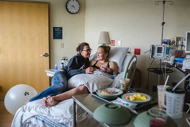 Breathtaking birth photos featuring LGBTQ parents