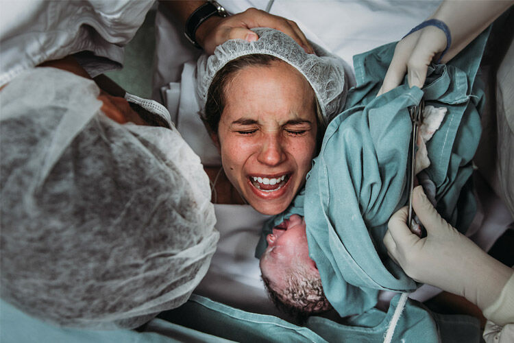 2020 Best Birth Photos Announced: Stunning Moments Captured