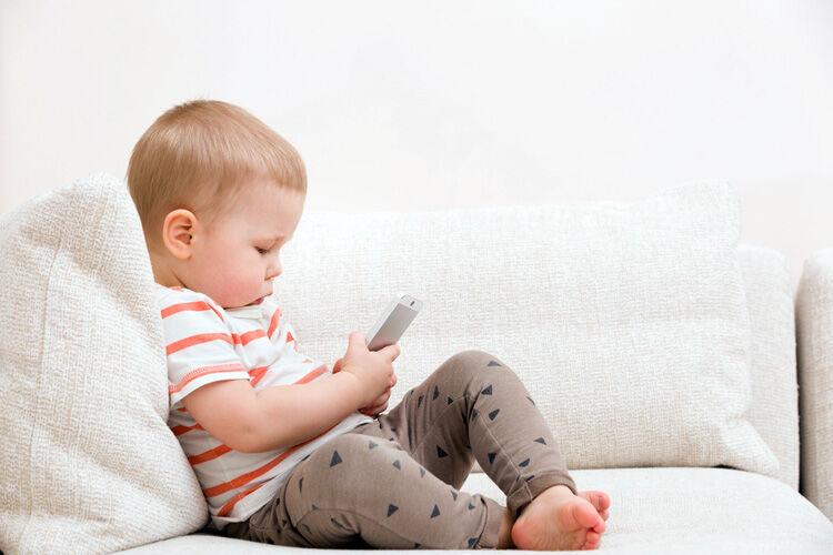 Study: Screen Time "Significantly Impacting" Baby Day Sleep