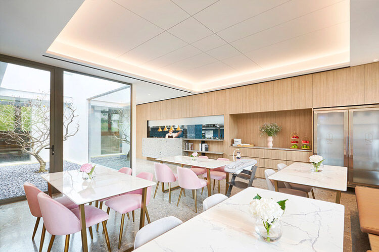 Luxury Post-Birth Hotel Opens for Mums and Newborns