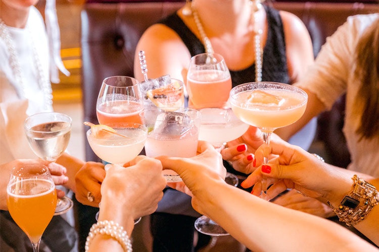 Australia’s First Non-Alcoholic Bar Opens with Pregnant Mum