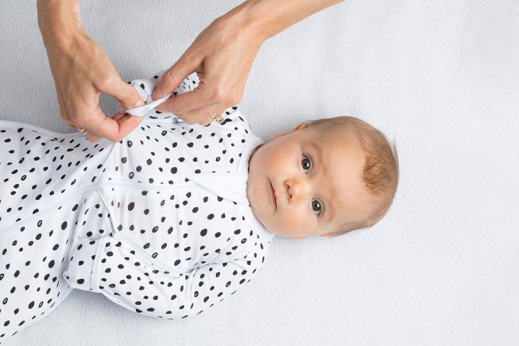 15 Baby Swaddle Suits Mums Recommend