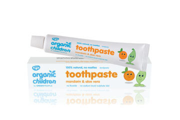 14 Kids Toothpaste Brands Safe Enough to Eat