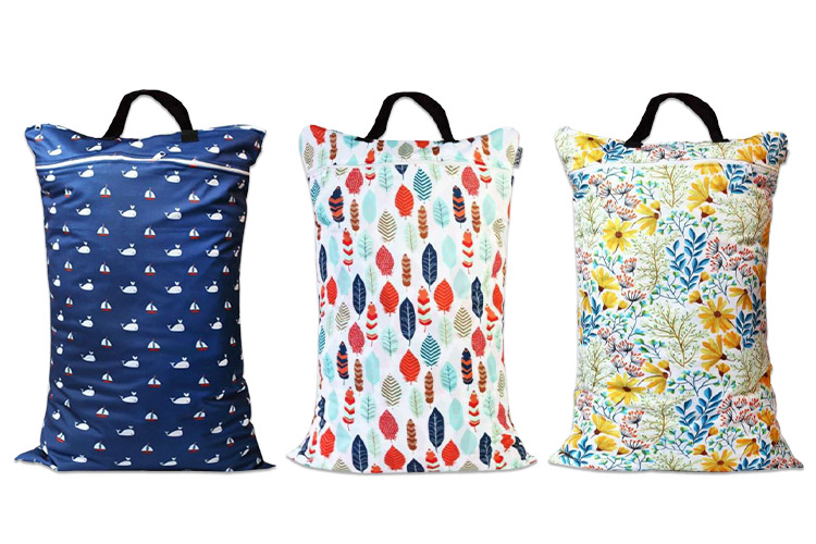 12 kids' swim bags for quick and easy packing | Mum's Grapevine