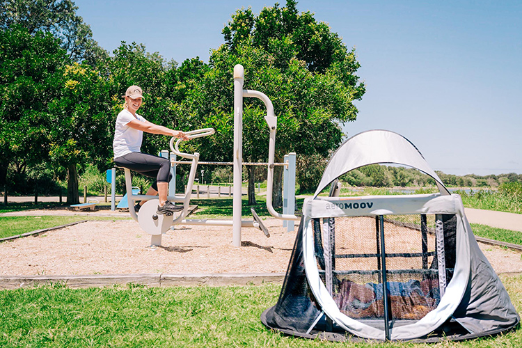 Win an AeroMoov Instant Travel Cot