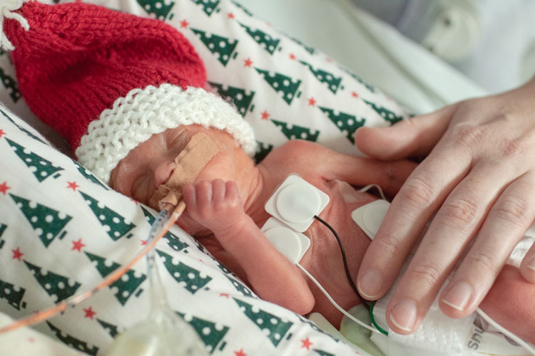 Jennifer's baby was born 103 days early