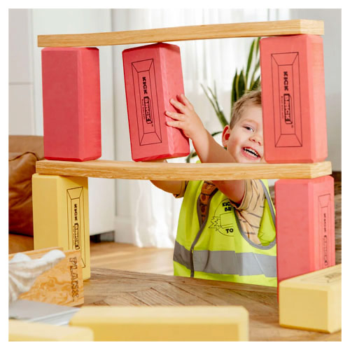 31 Best Toys for 3-Year-Olds: Imaginative Play Idea