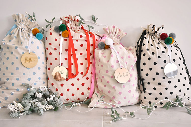 15 Popular Santa Sacks Mums Recommend