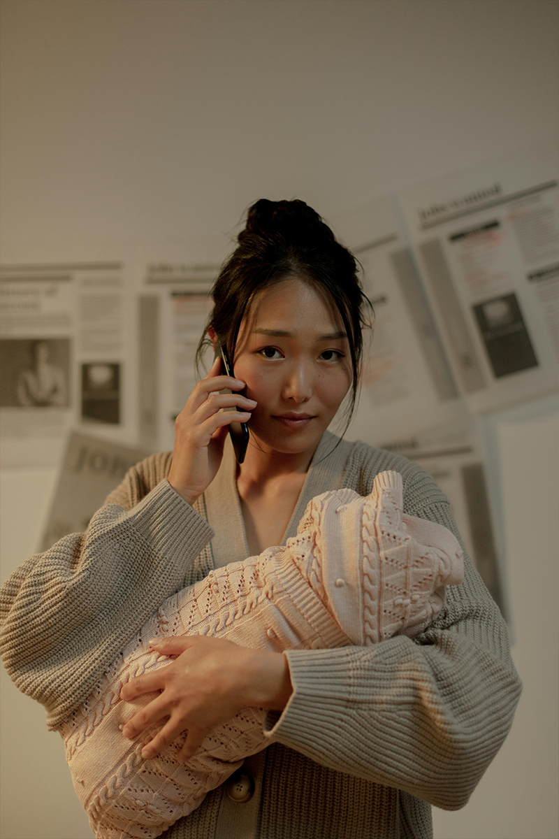 Emergency Helplines for Mums: Essential Contacts